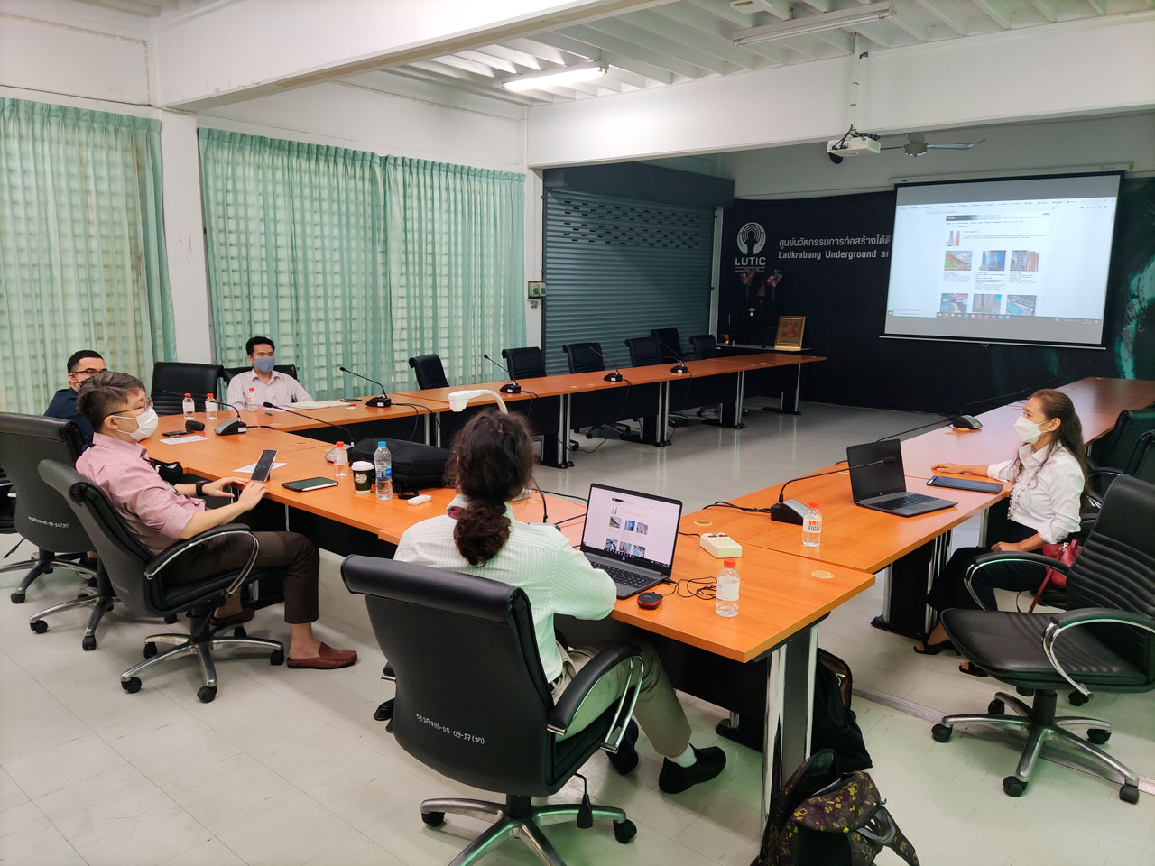 CYPE conducts a business tour in Thailand